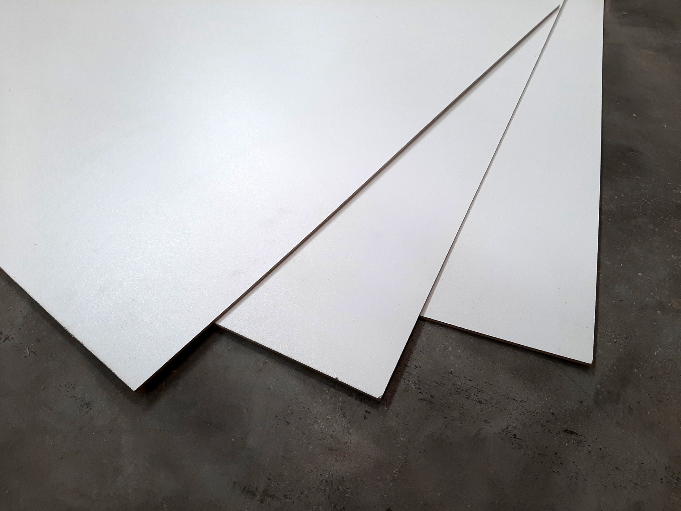 Lesonit - BIJELI - Jer kad trebate drvo, trebate nas - (OSB, LAMINATI ...