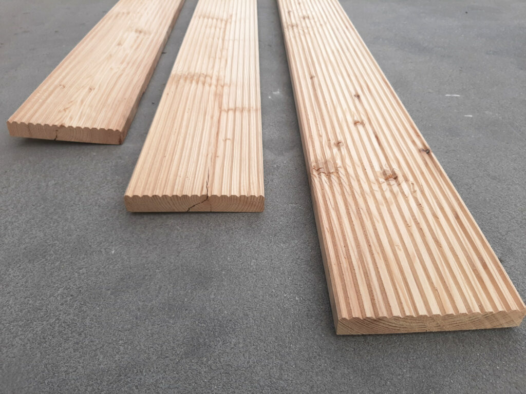 Pod za terasu ARIŠ europski 24mm ACB klasa - Jer kad trebate drvo ...